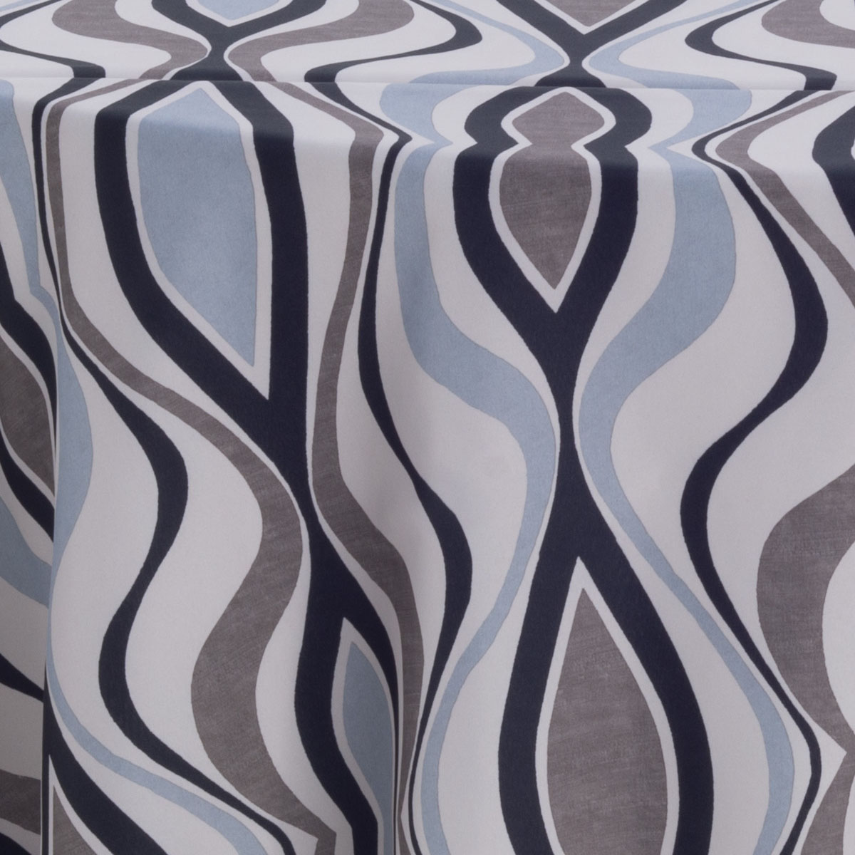 After Eight Prints Overlay - iRent Everything