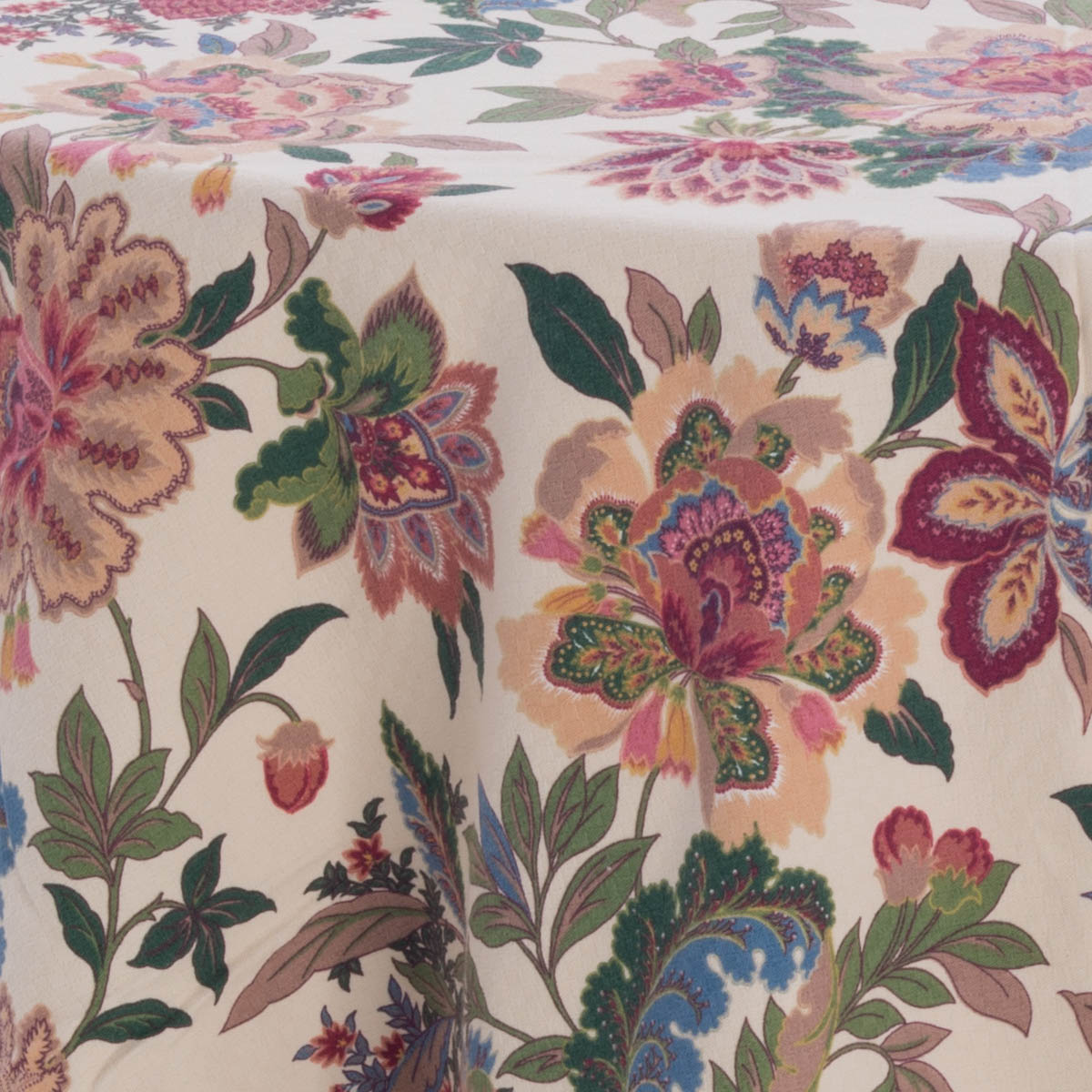 Traditional Floral Prints Overlay - iRent Everything